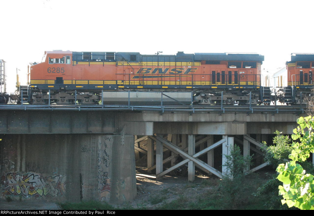 BNSF 6285